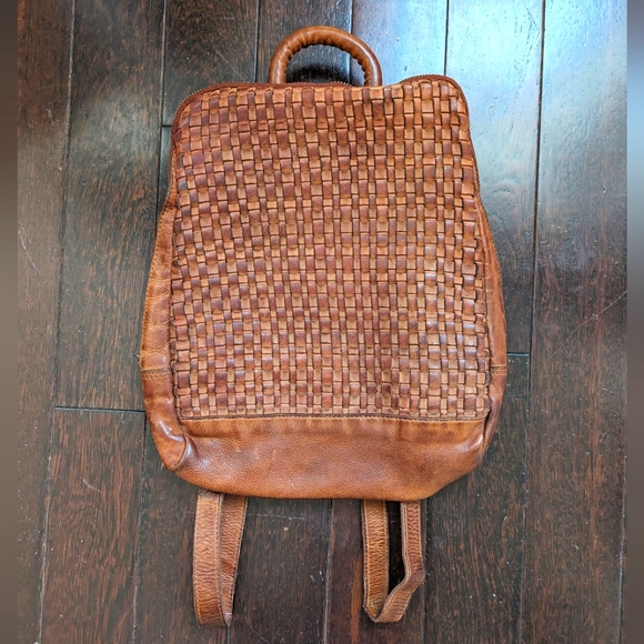 Vilenca | Bags | Vilenca Holland Emilia Intrecciato Woven Leather ...